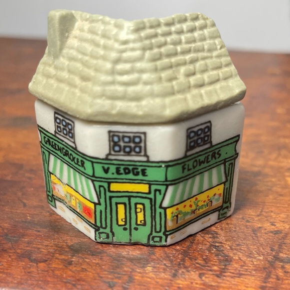 Wade | Accents | Vintage Wade England Ceramic Village Miniature House ...